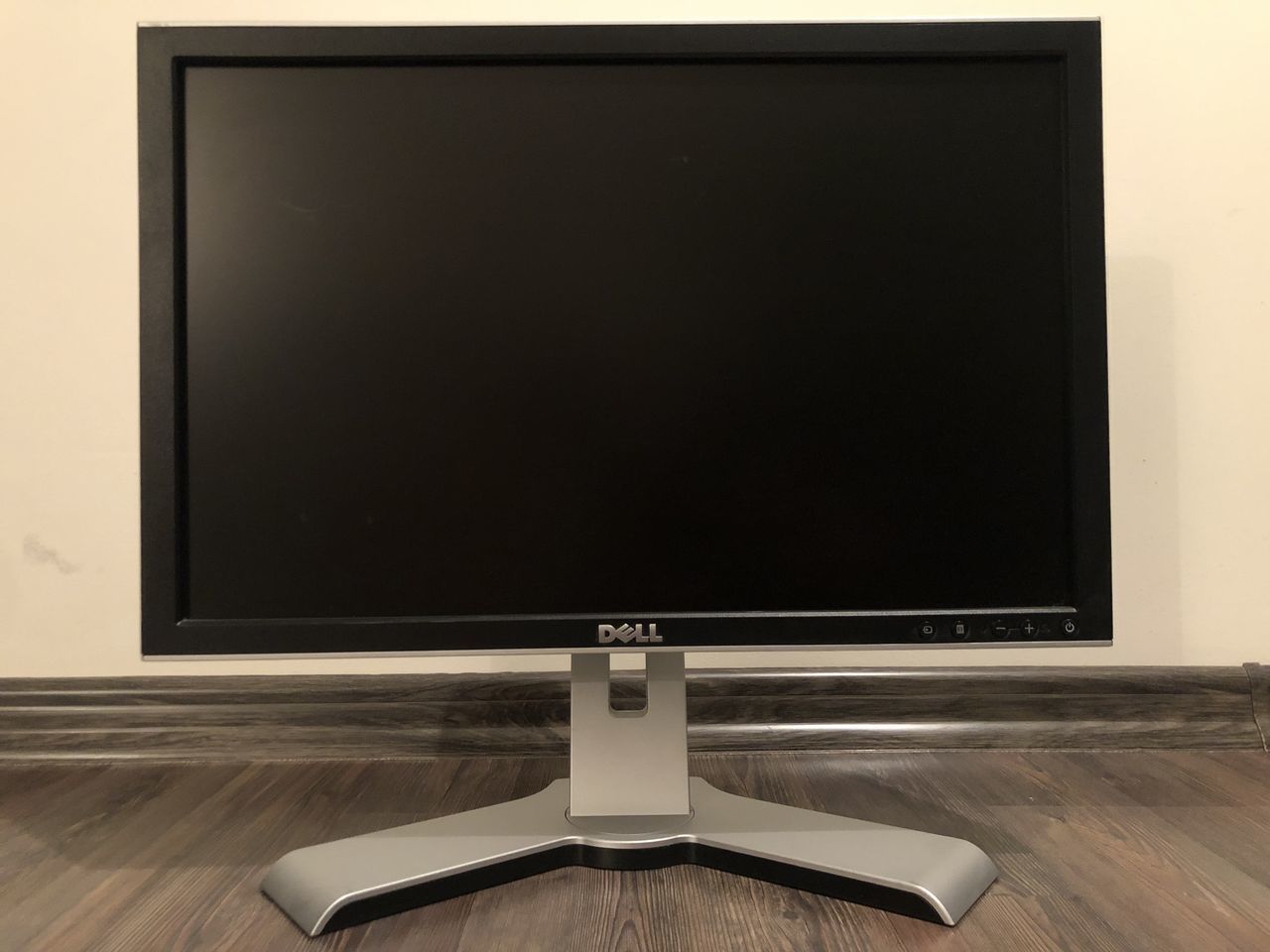 Монитор DELL 2009W, 1680x1050