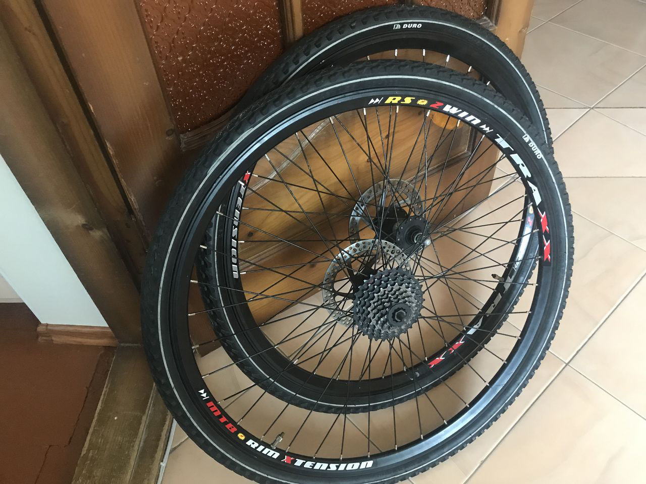 колеса в сборе на 28...