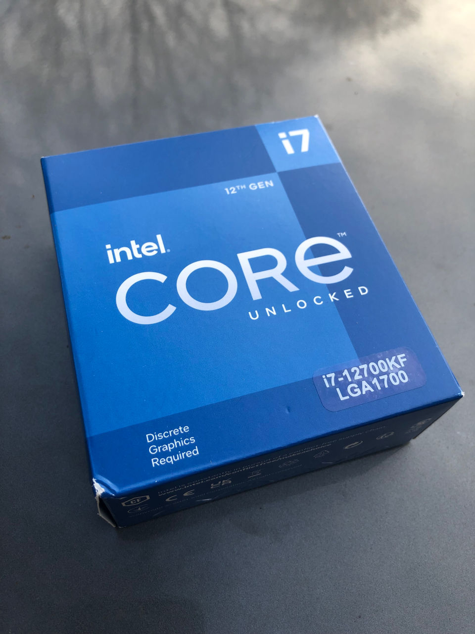 Процессор Intel Core i7-12700KF