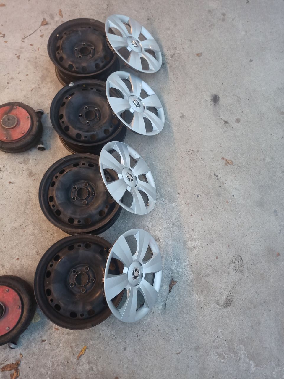 Discuri+Capace R15 5x100 Skoda Rapid Fabia Golf 4