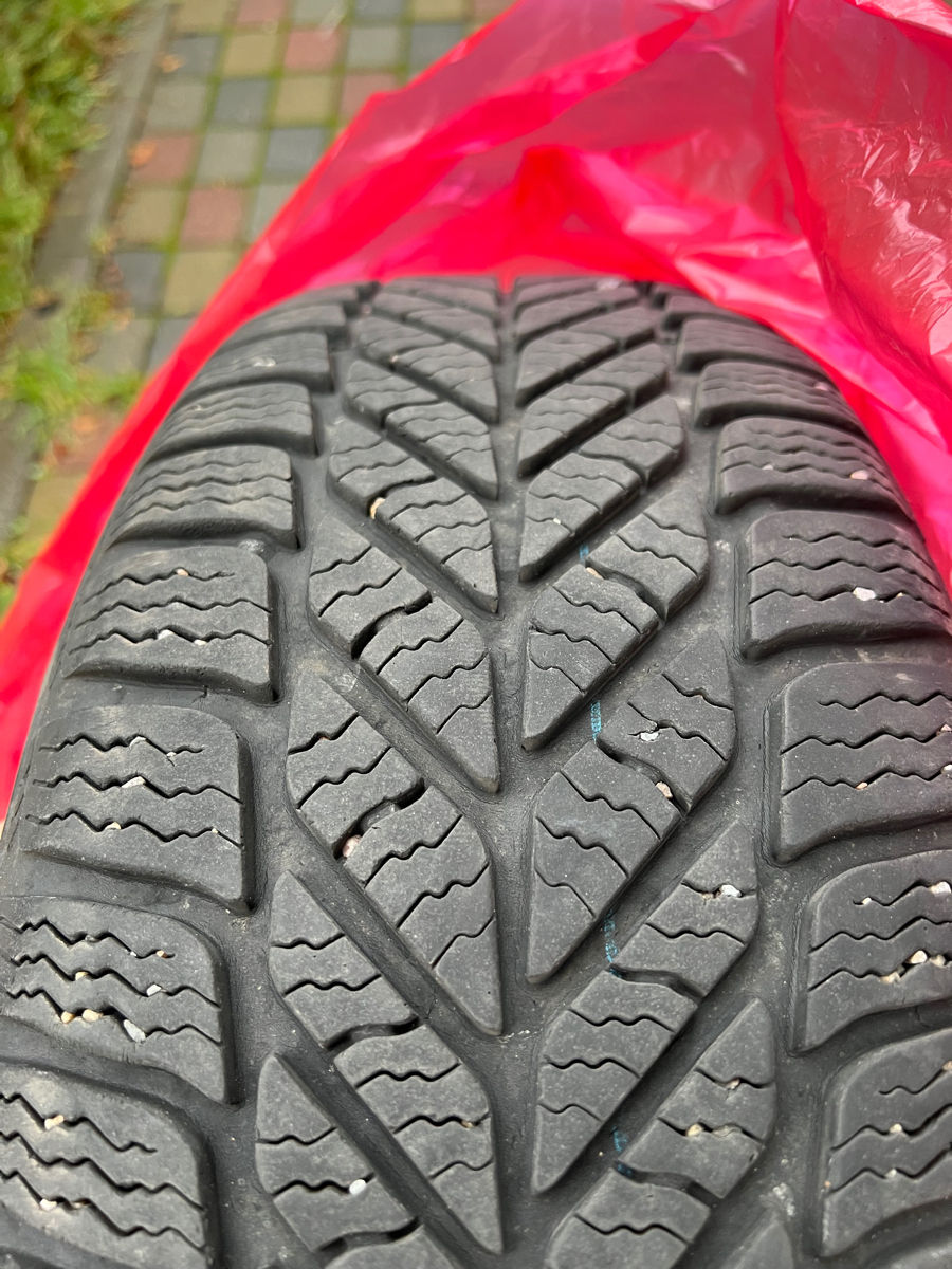 Kelly Winter ST 195/65 R15