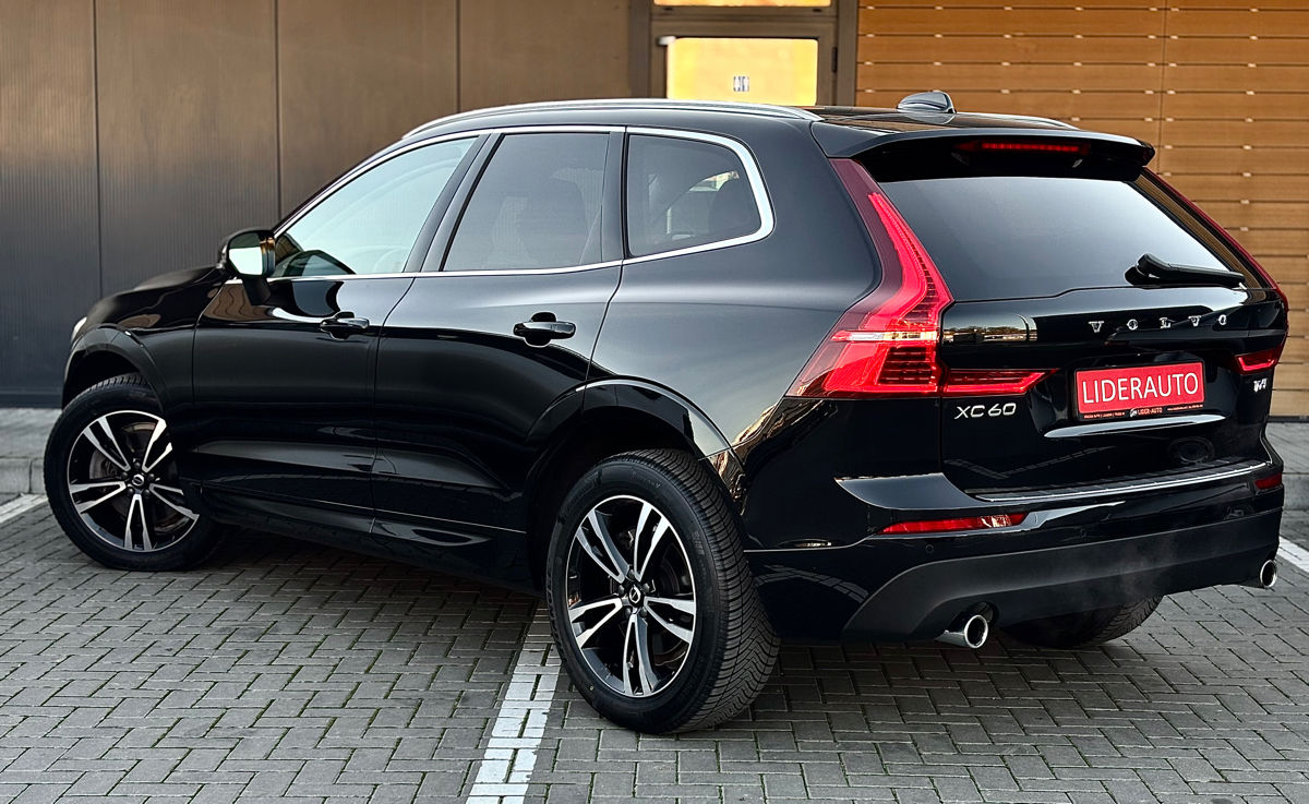Volvo XC60 2020 г. с пробегом 100000 км, Бензин, 23500