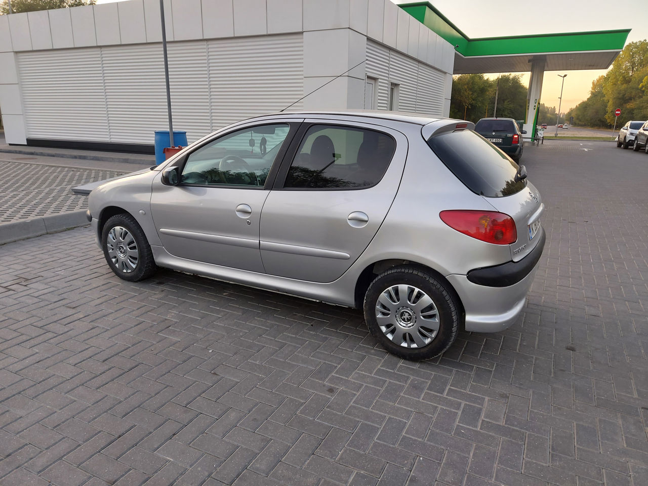 Peugeot 206