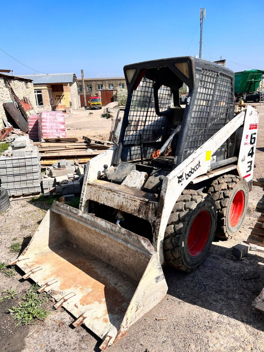 Bobcat 643