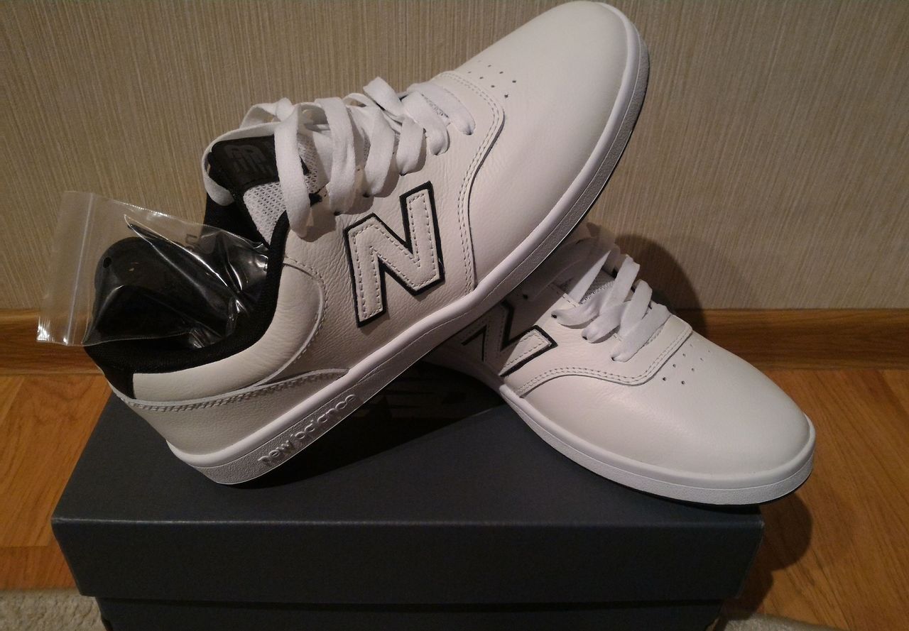 New balance marime 43