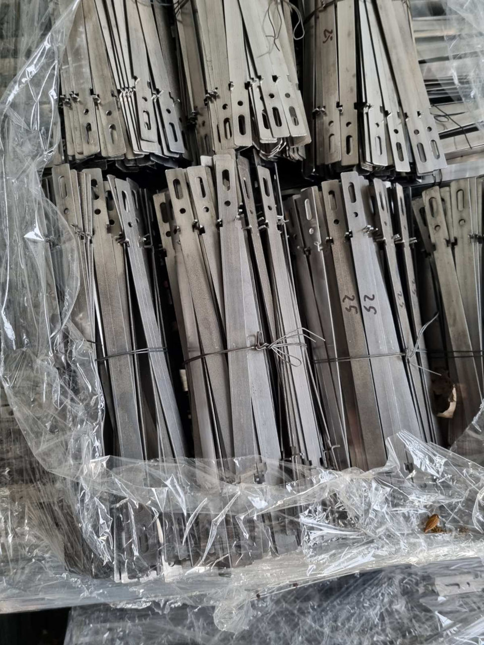 Cofraj galben stratifica 27mm. Accesorii pentru cofraj galben ...