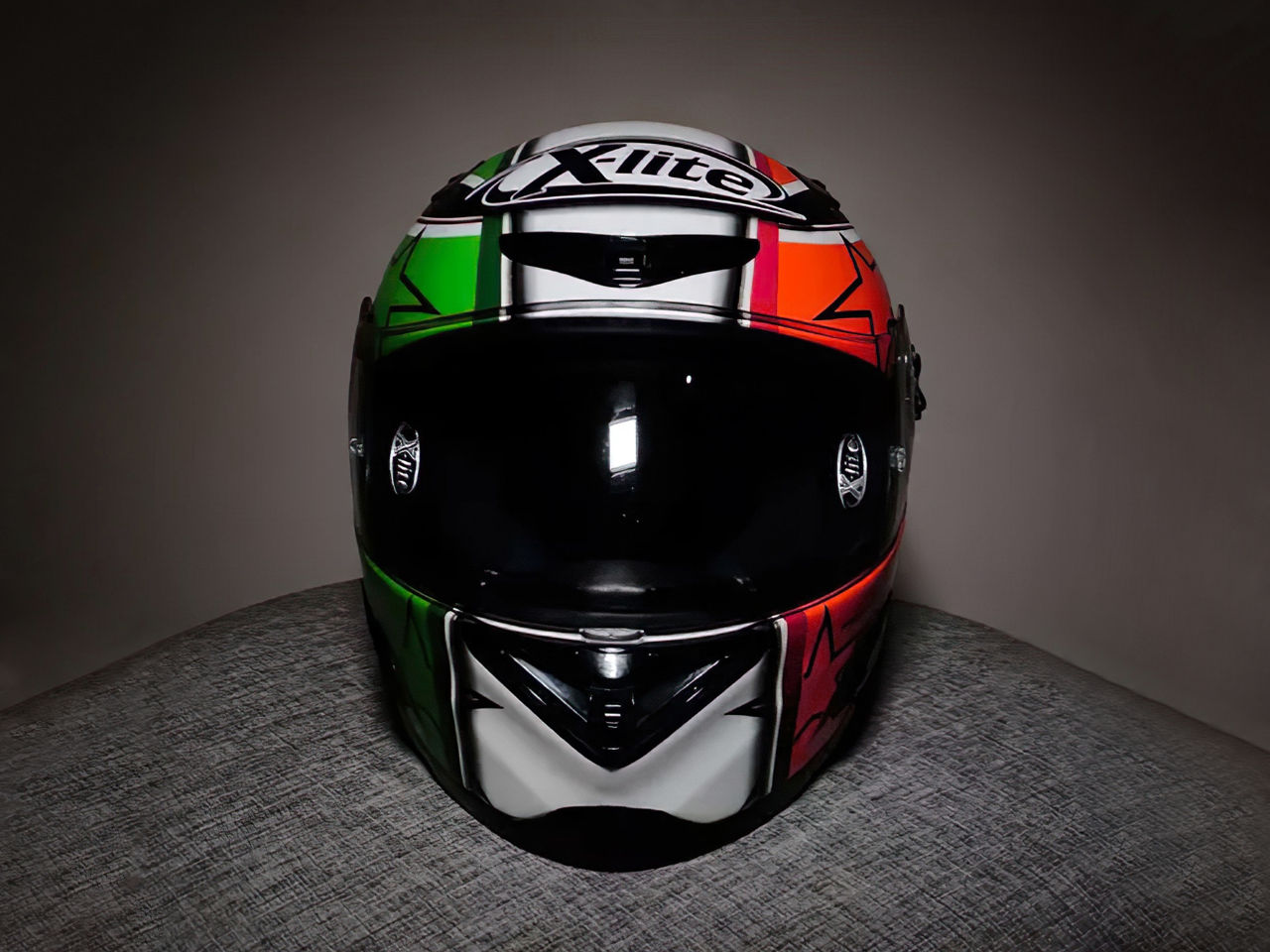 Nolan X-Lite X802 (M)