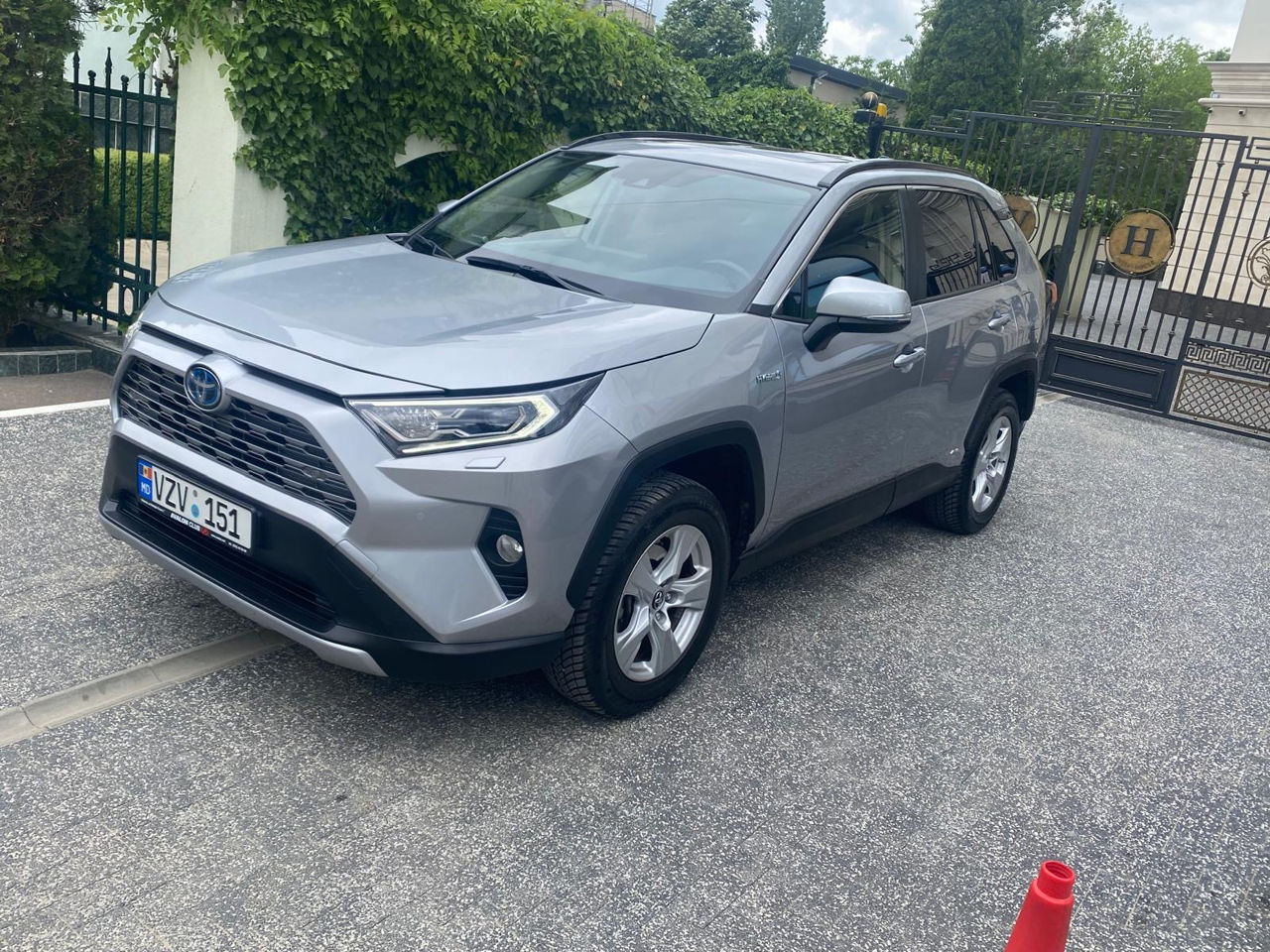 Toyota Rav 4 an. 2019 cu rulaj 57000 km, Hybrid, 22000