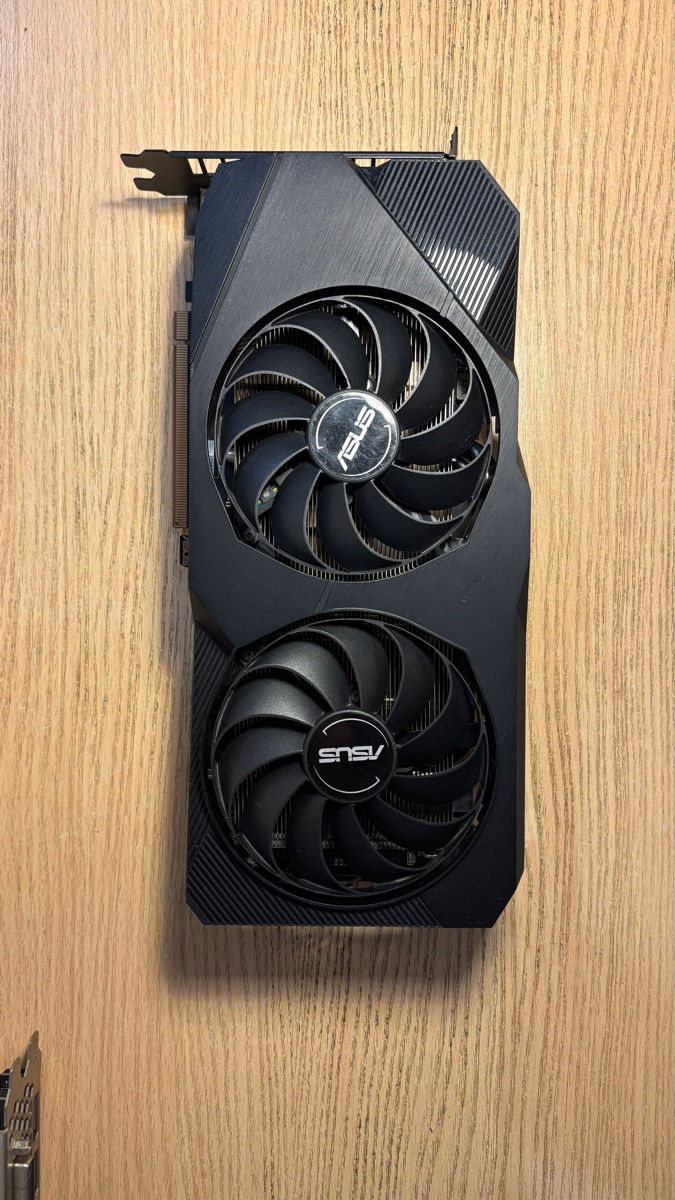 Asus RX 5700 8GB – Full HD и QHD без компромиссов
