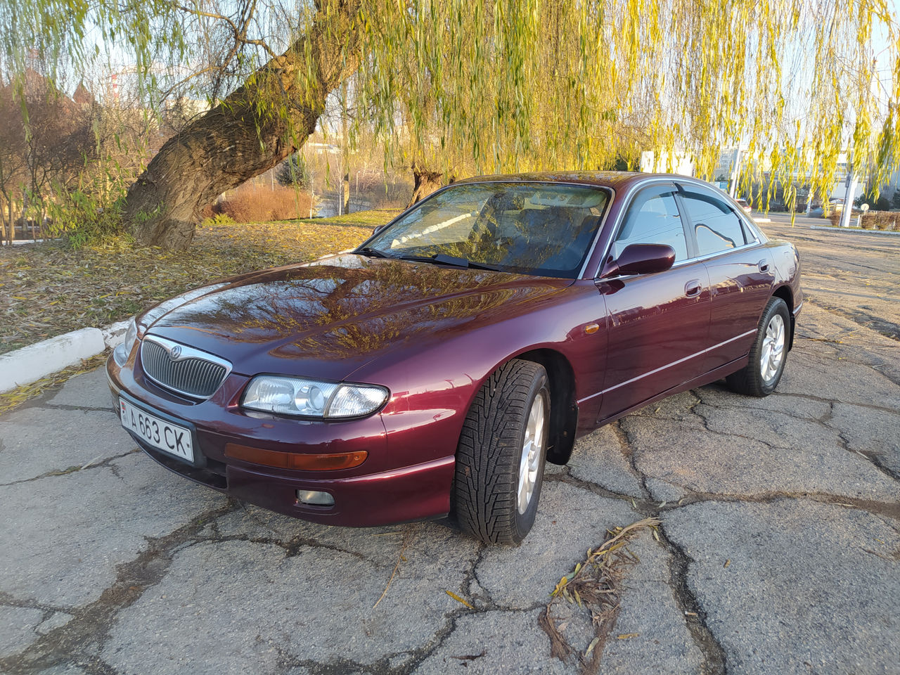 Mazda Xedos