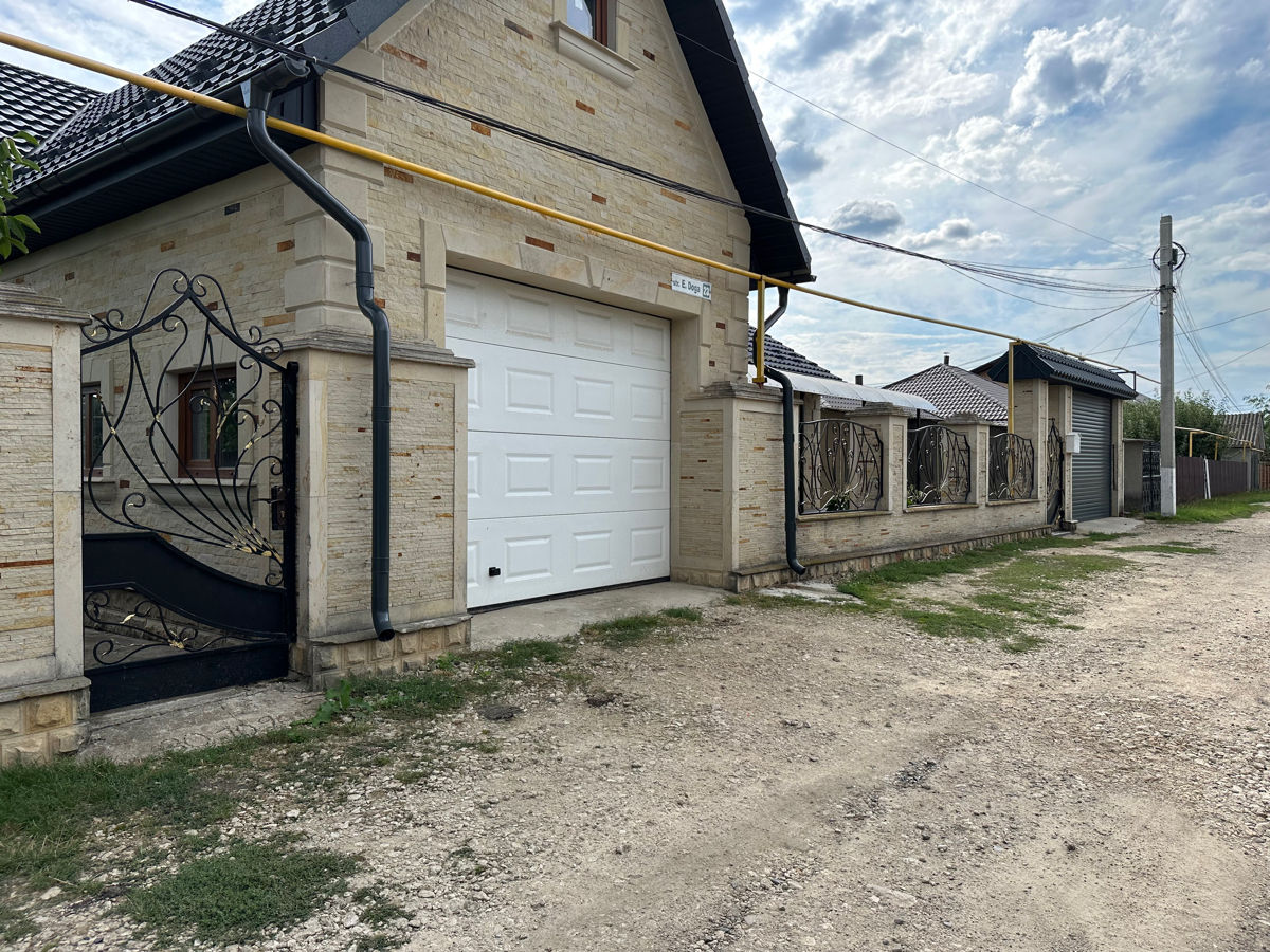 Casa de locuit amenajata 100%