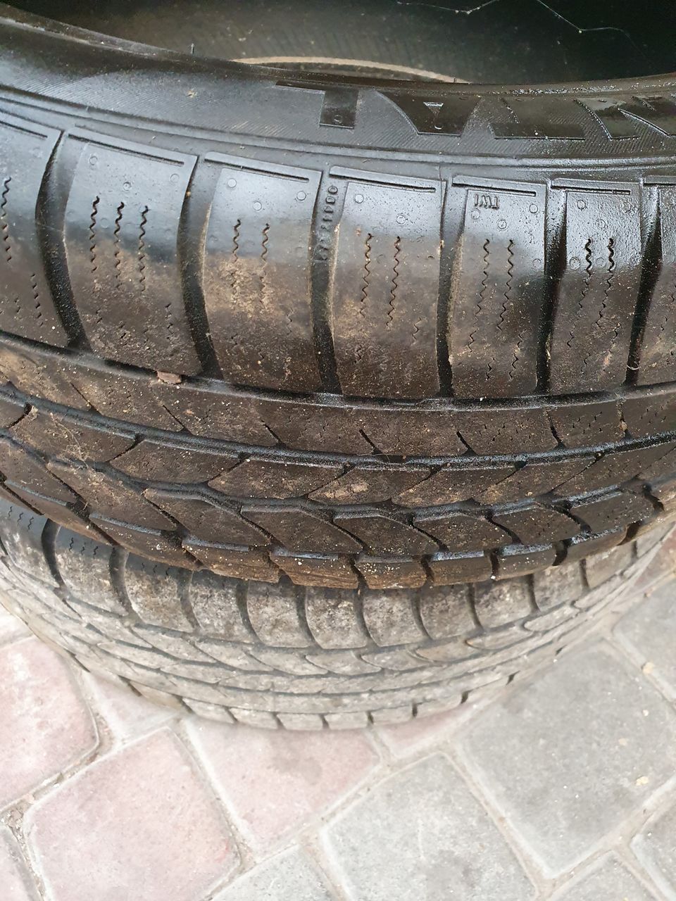 215/60/r17