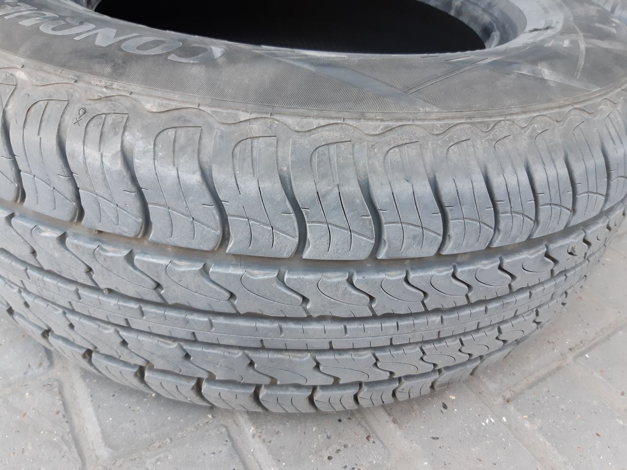 255/65 R16