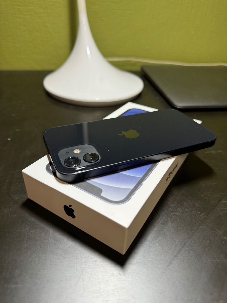 Vînd iPhone 12 128Gb