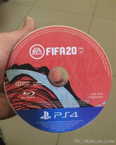 FIFA 20 de vânzare sau la schimb pe alt joc pe PS4