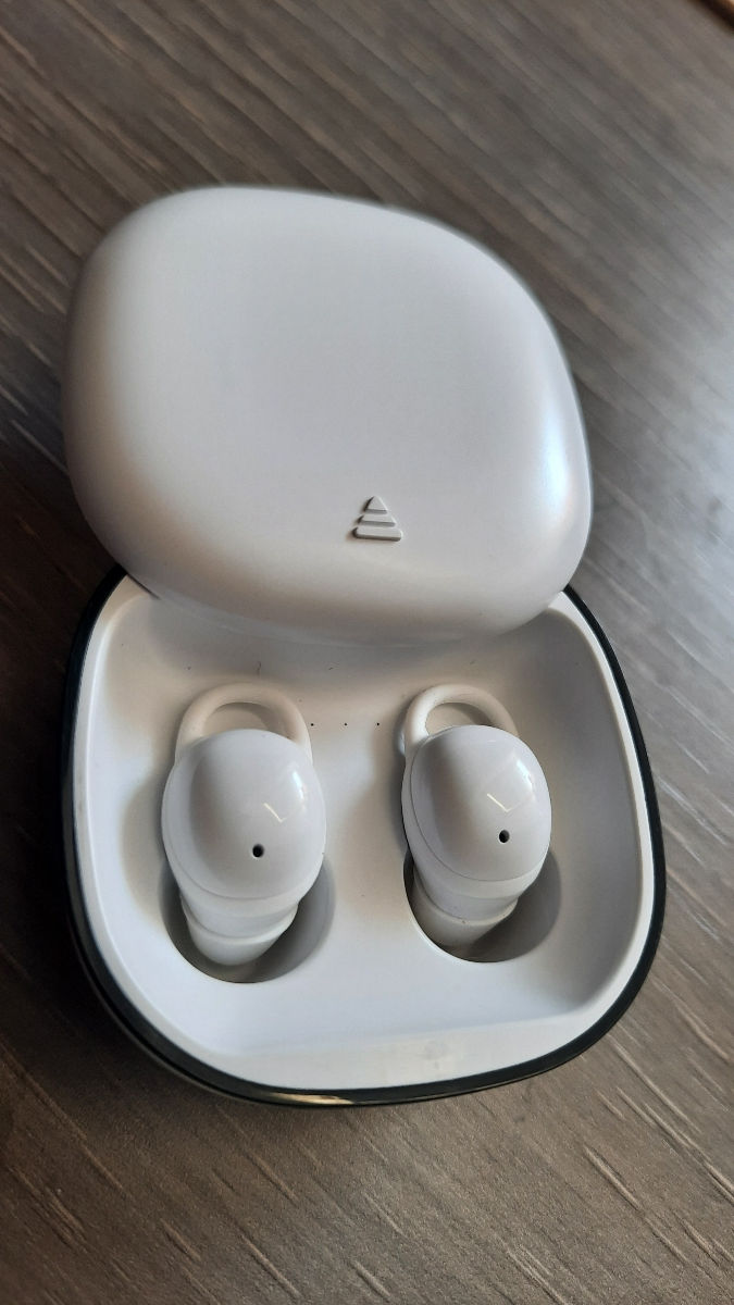 Vind casti bluetooth fara fir - Noi!