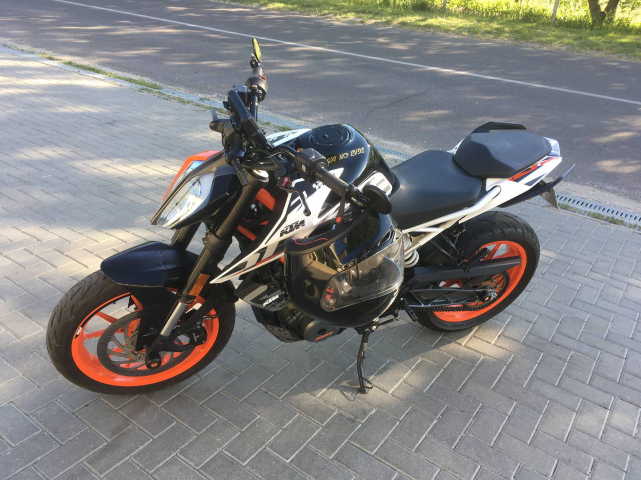 KTM duke 390