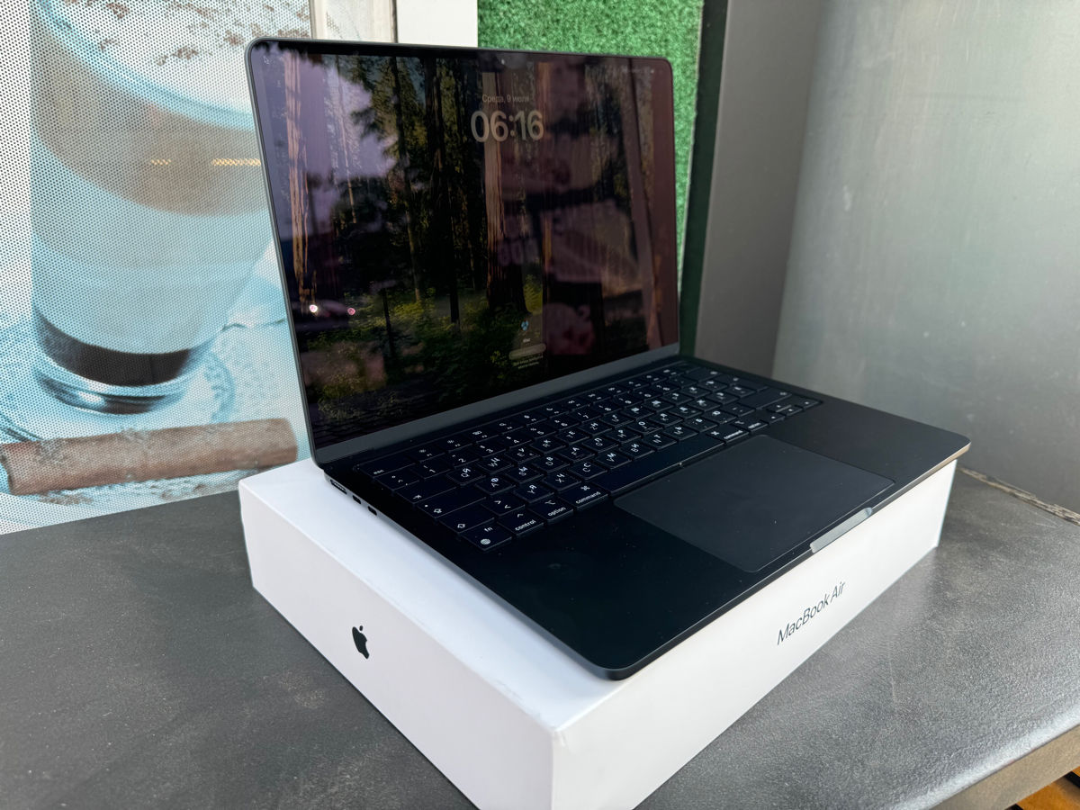 Vind mack book air 13 mit Apple M3 chip 16/256 gb