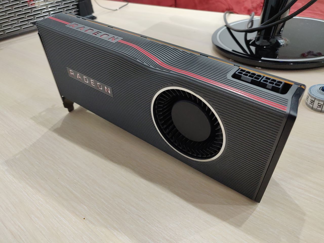 GPU AMD 5700XT