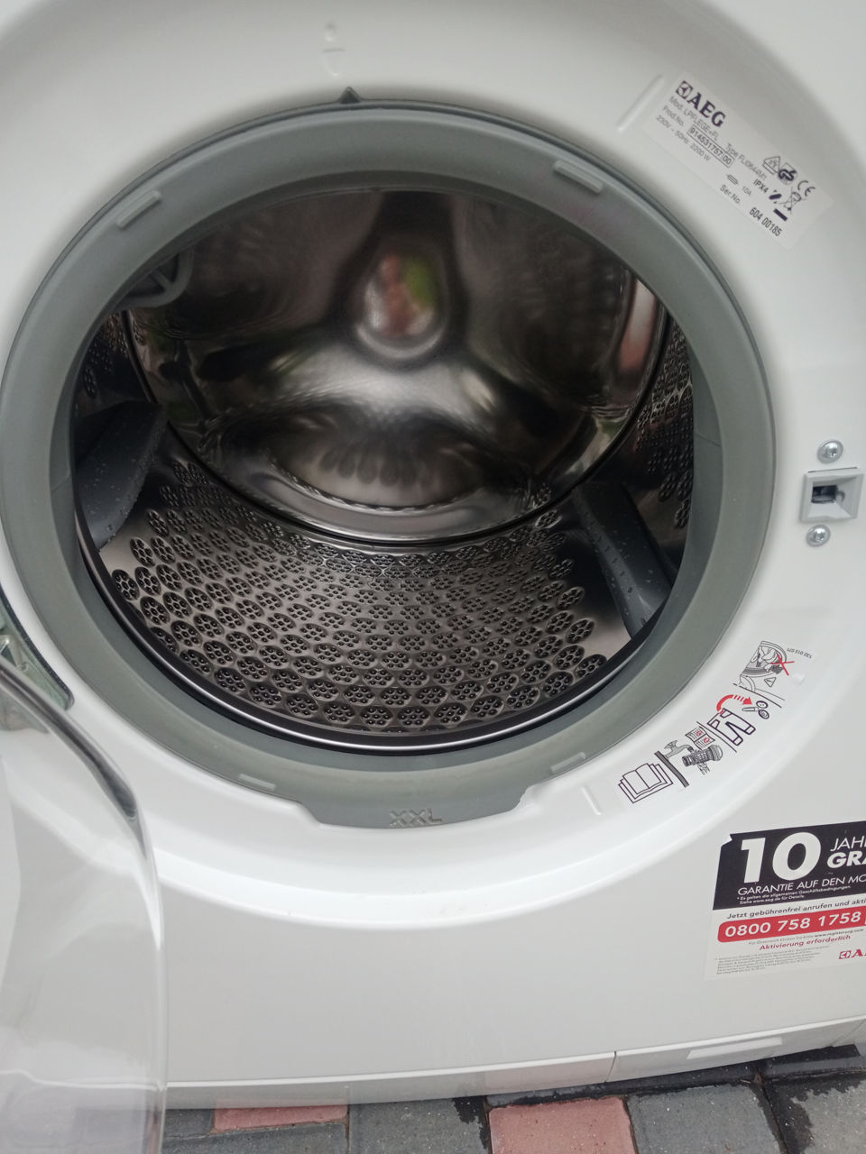 AEG.Inverter motor.8KG