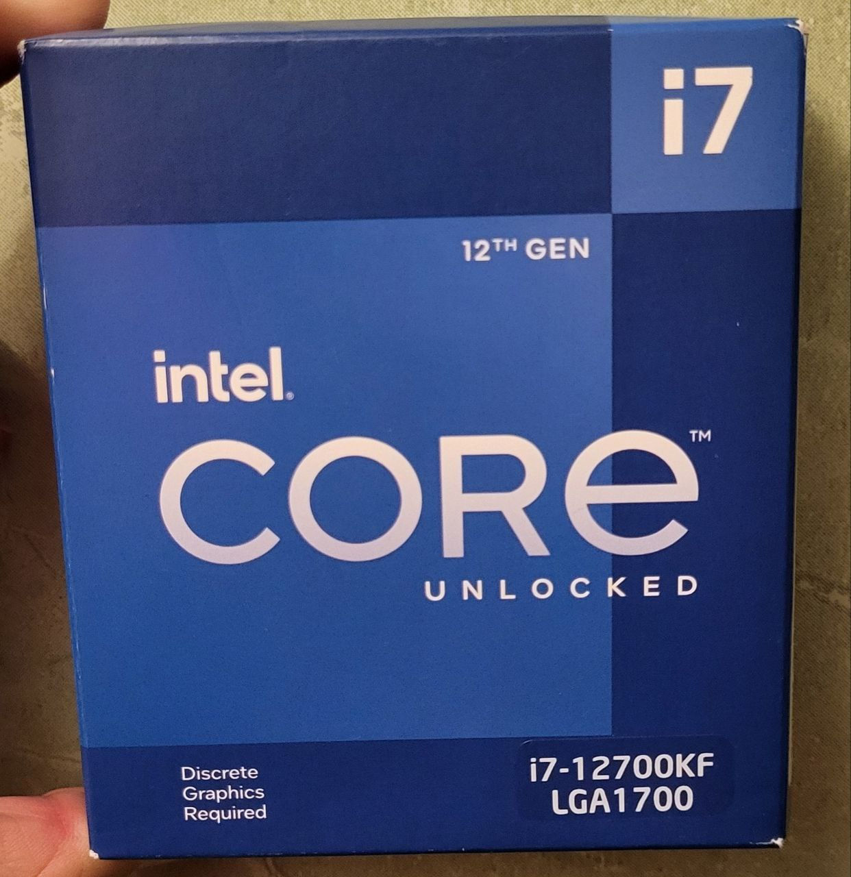 новый Intel i7 12700KF Box