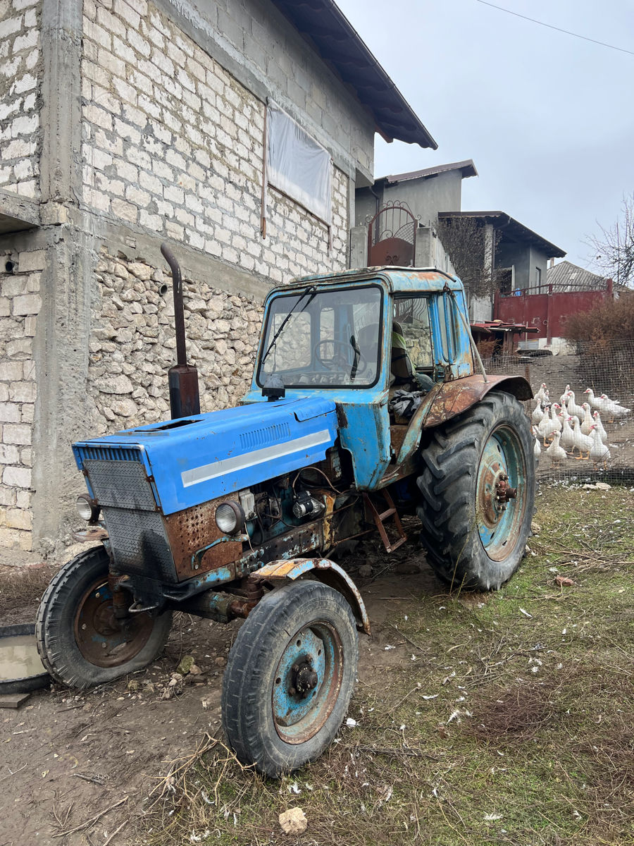 MTZ 80
