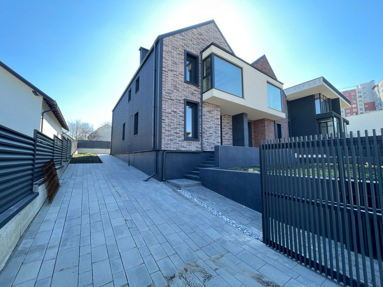 Casă spre vânzare cu 3 camere, 164 m2 în Suburbie, Durlești