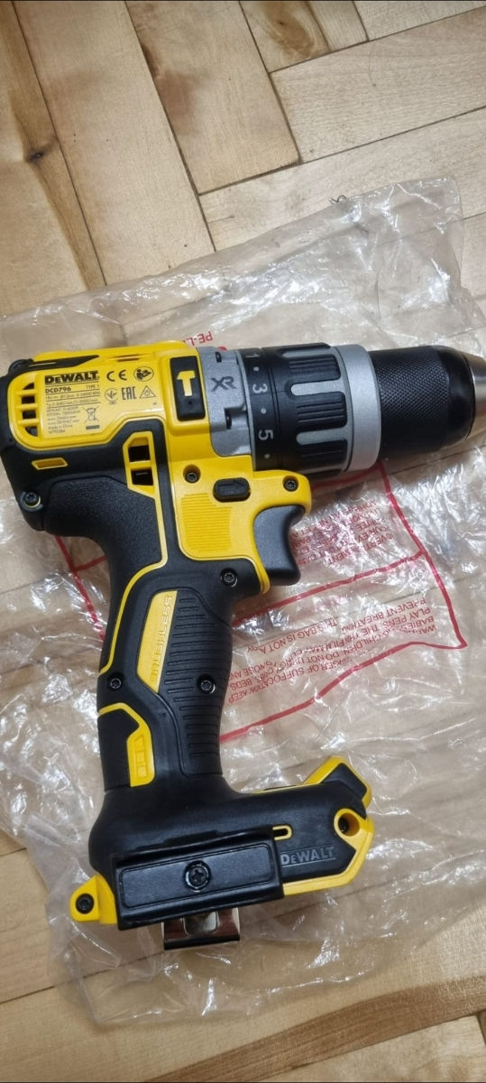 Dewalt dcd 796 безщёточный