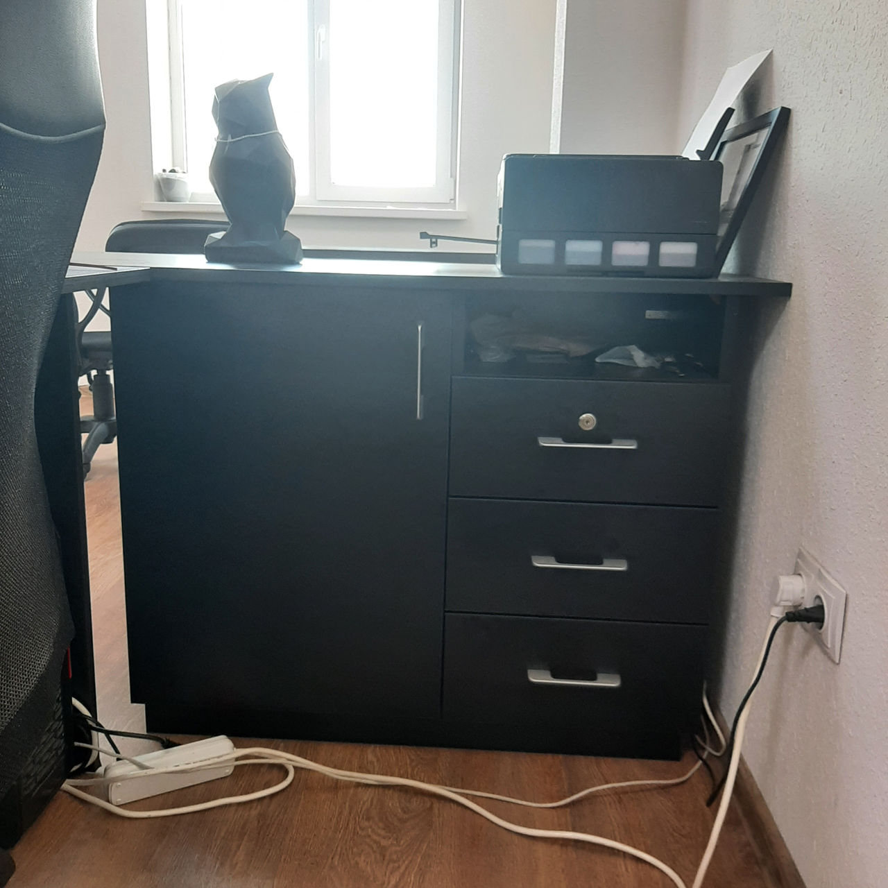 Masa dubla cu sertare și spațiu depozitare