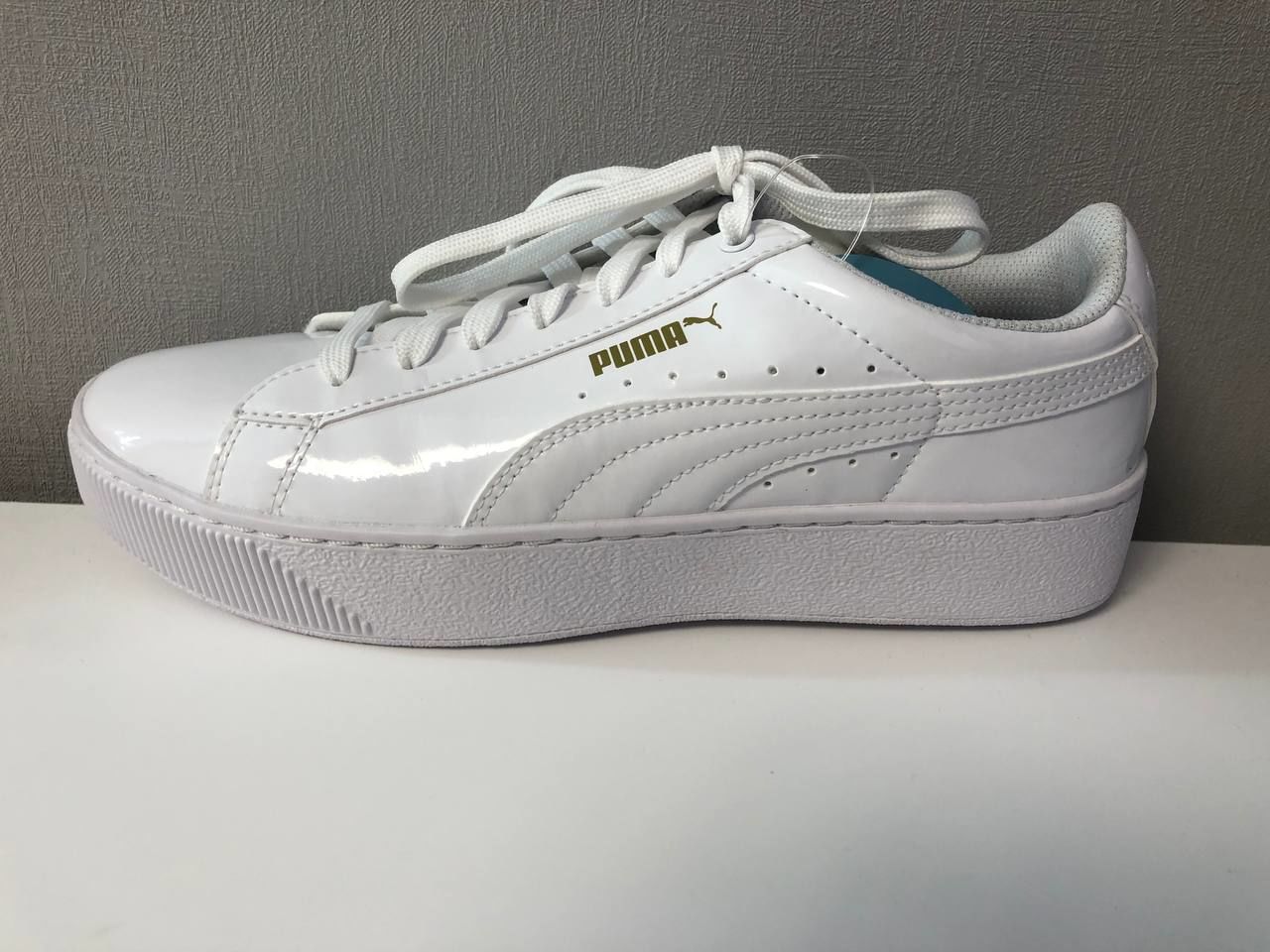Adidași Puma Albi