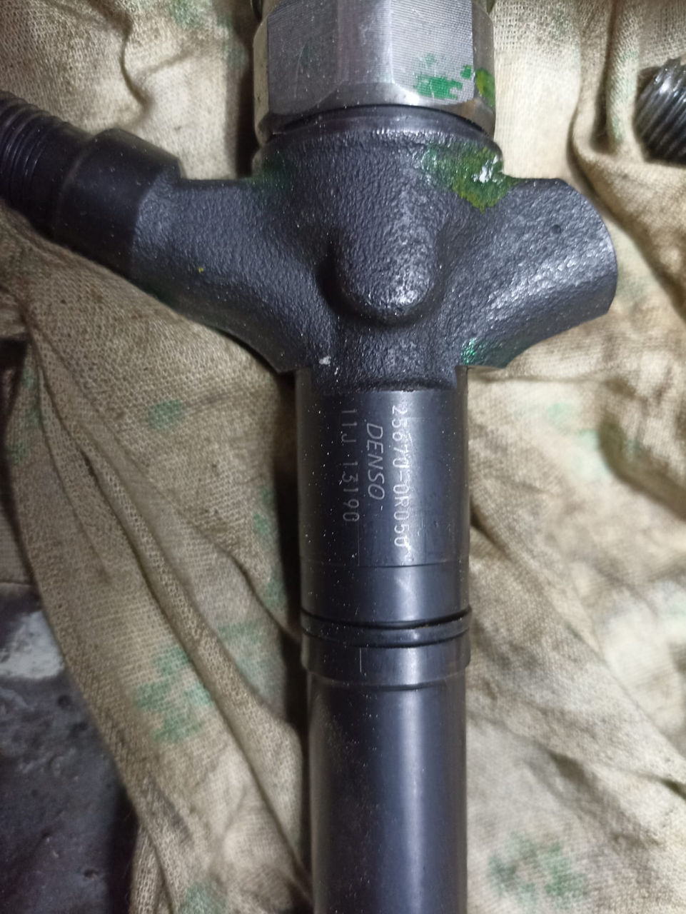 Injectoare Denso 23670-0R180 / 23670-0R050