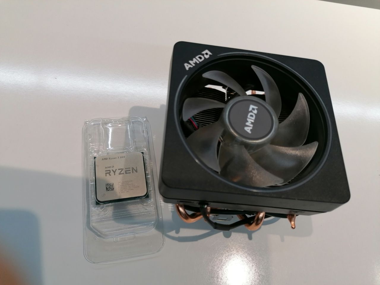 AMD Wraith Prism LED RGB Cooler