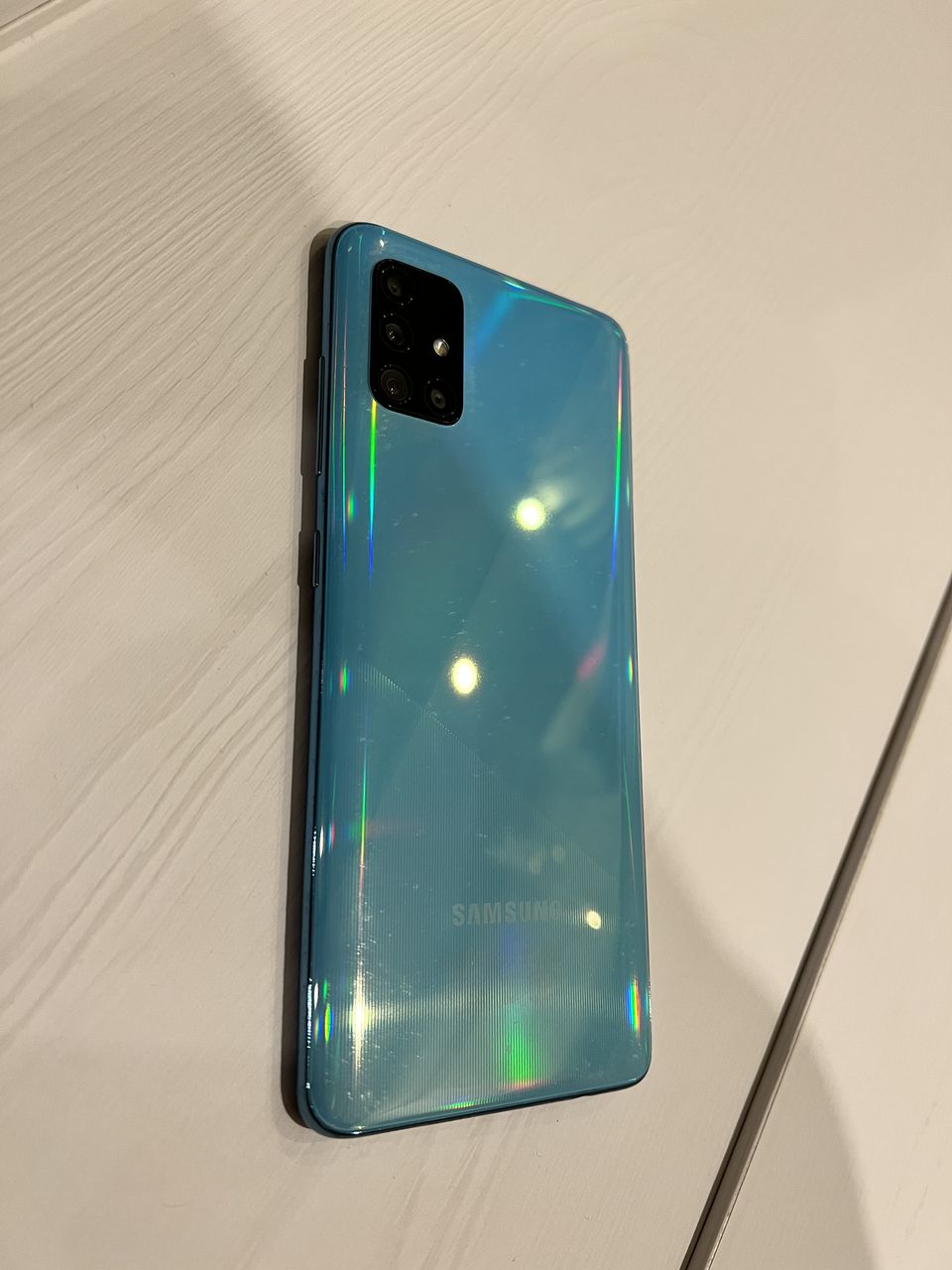 Samsung Galaxi A 51, ideal, 2500 lei.