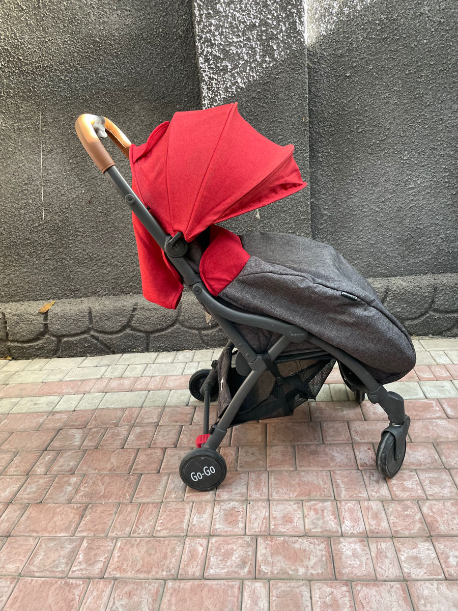 Коляска прогулочная