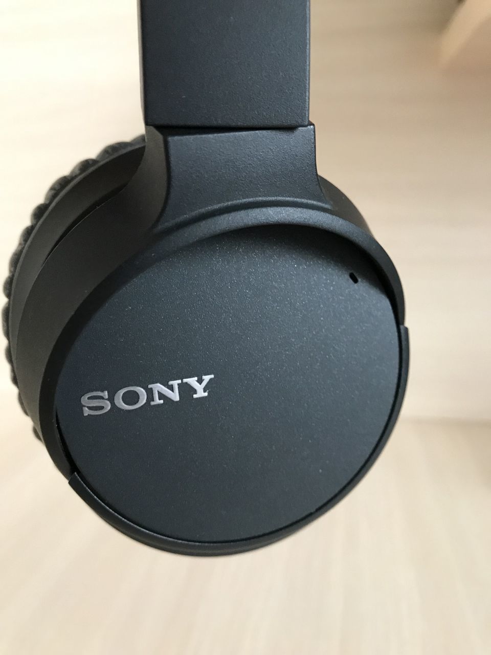 Sony WH-CH700N