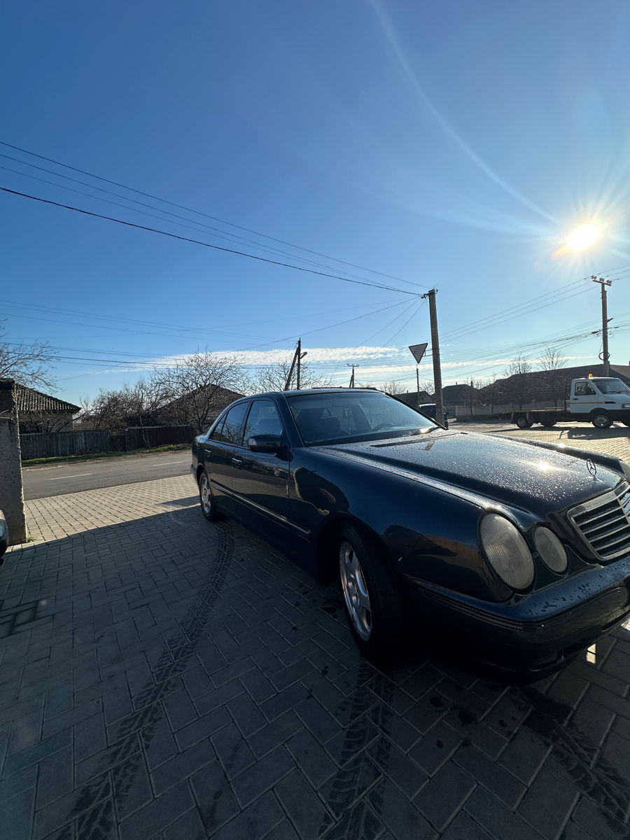 Mercedes E-Class 2001 г. с пробегом 360000 км, Газ / Бензин (пропан ...