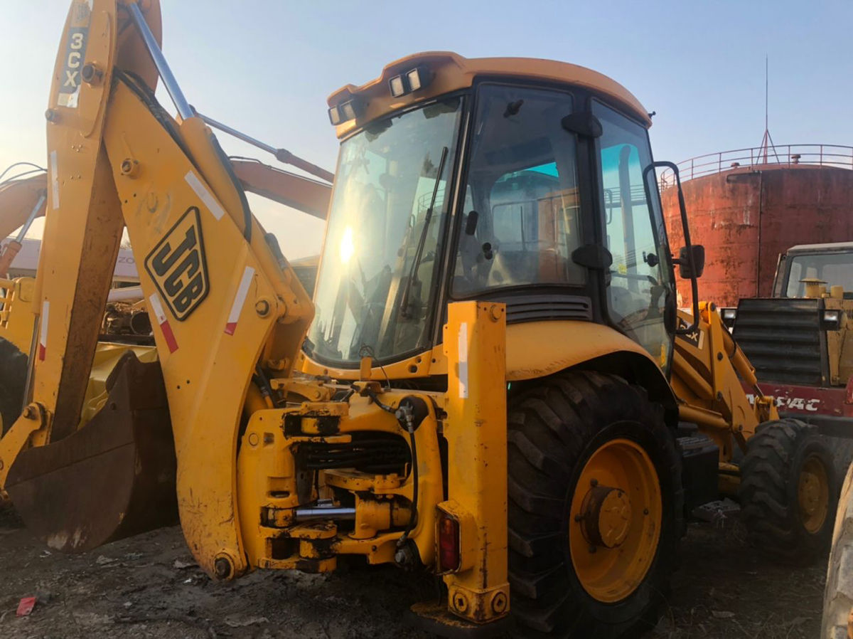 JCB 3cx