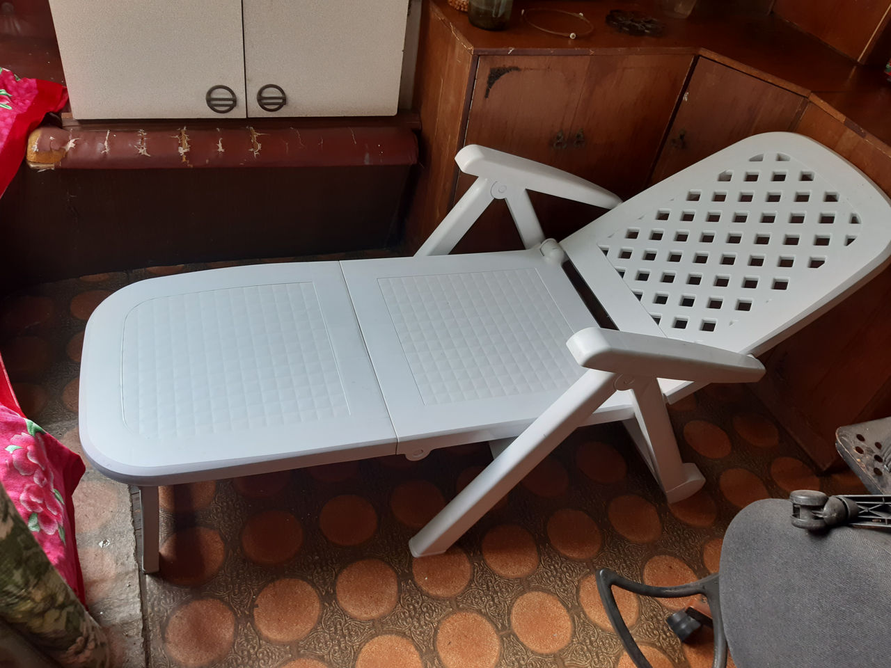 sezlong/ шэзлонг