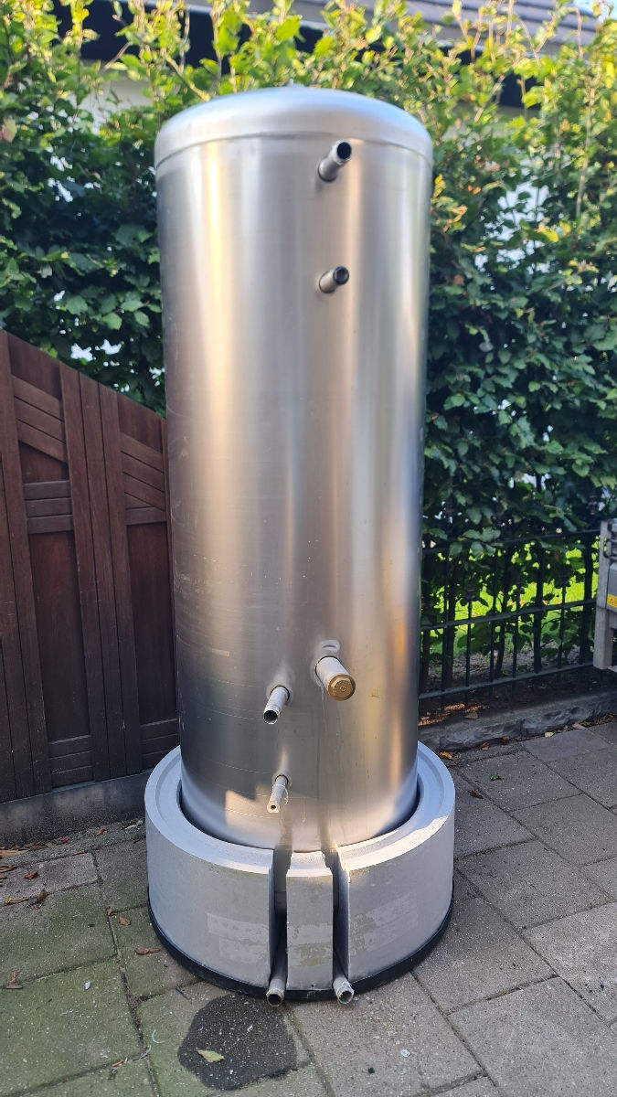 Puffer vas de inox/ буферный накопитель