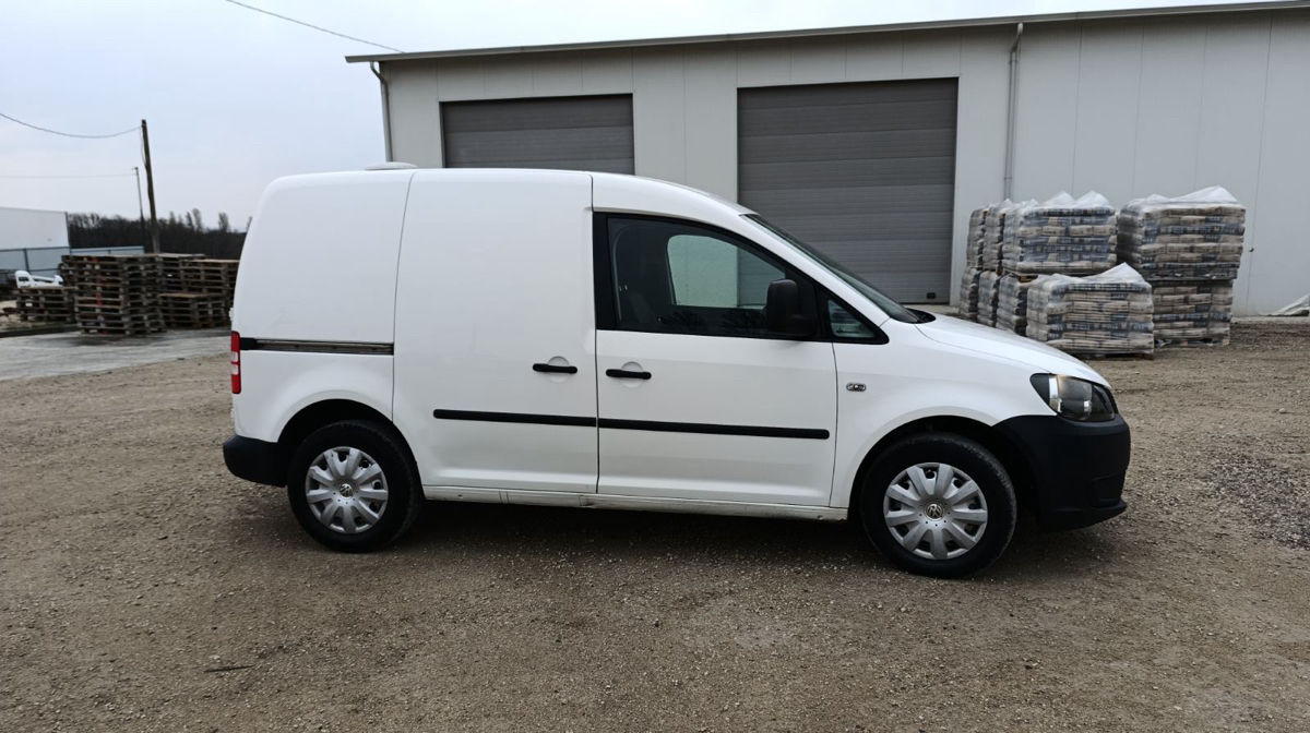 Volkswagen Caddy an. 2015 cu rulaj 173000 km, Diesel, 5999