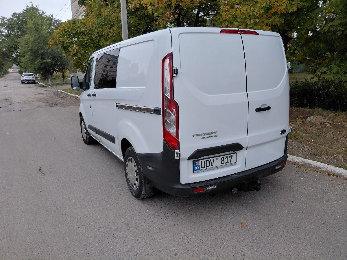 Ford Transit castum an. 2016 cu rulaj, Diesel, 9600