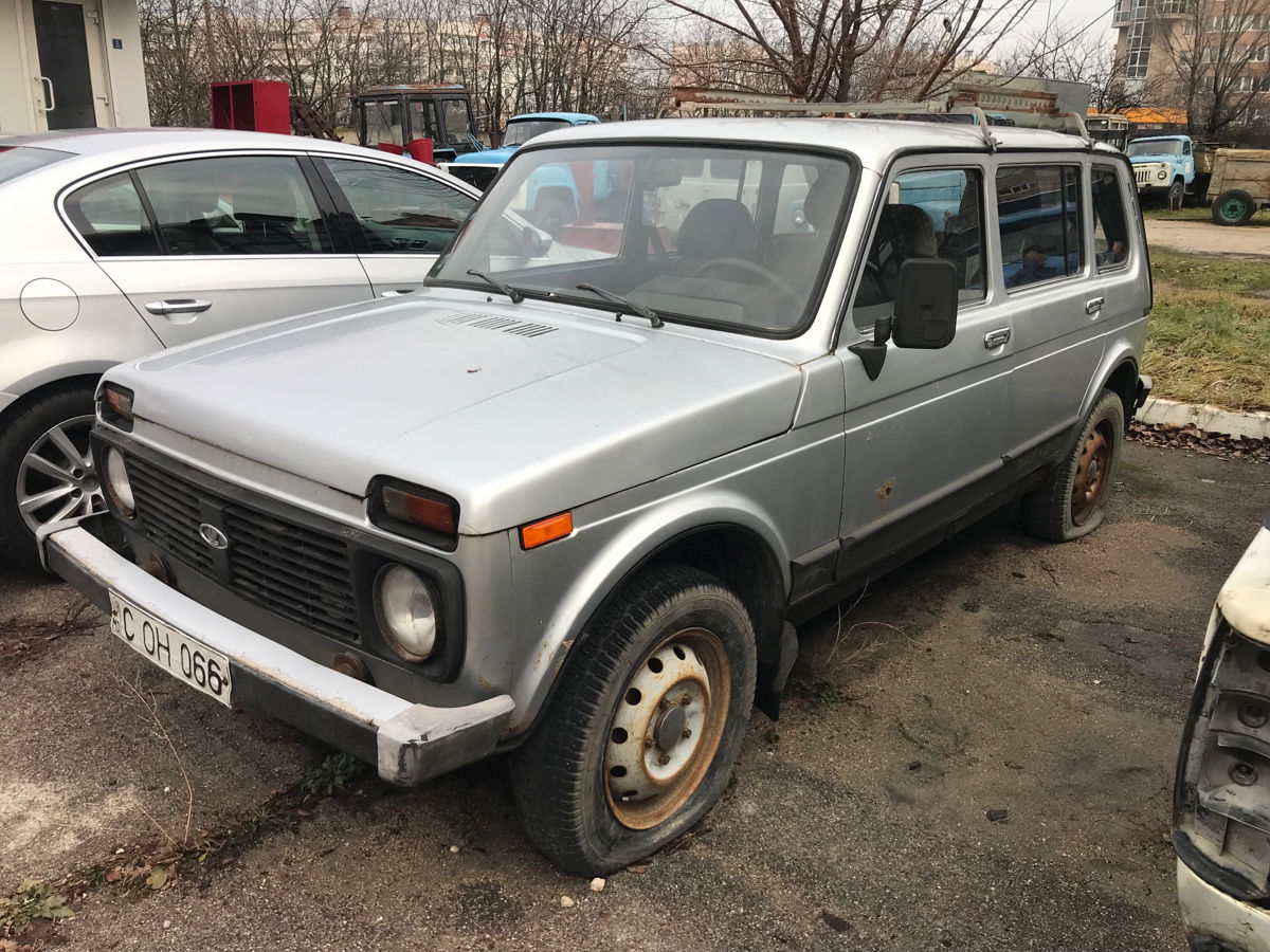 Lada / ВАЗ 2121 (4x4) an. 2010 cu rulaj 10 km, Gaz / Benzină (metan), 2750