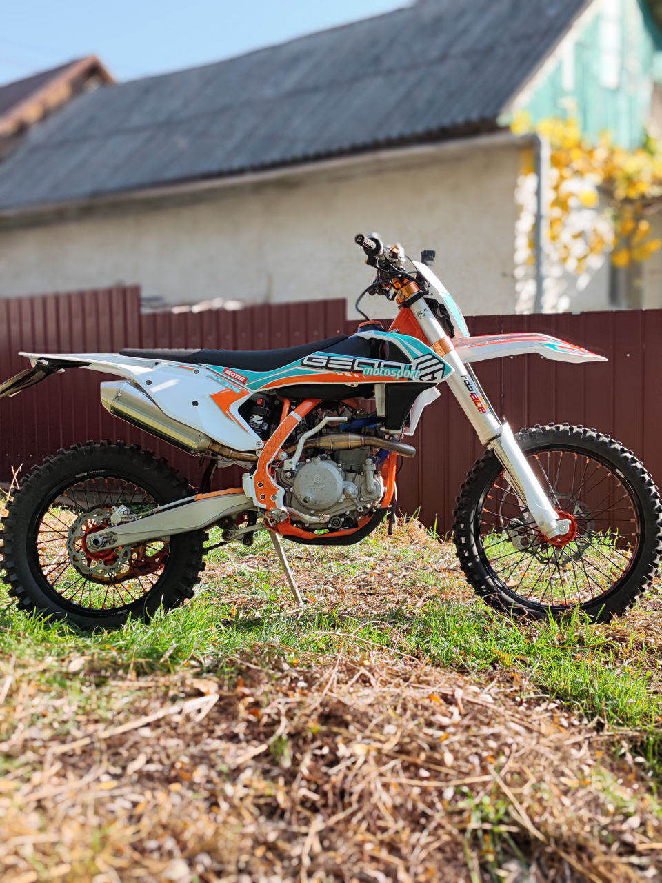 Geon Geon Dakar GNX 300