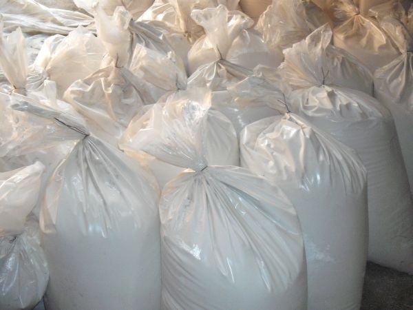 Var stins (var pasta). Известь гашоная.