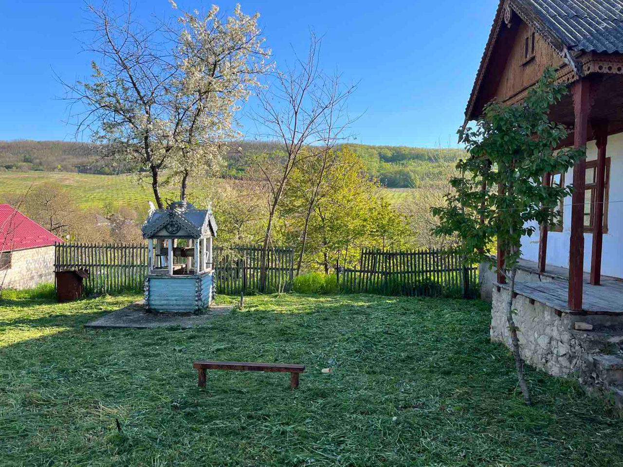Se vinde casa de locuit cu teren in s. Sadova r-n Calarasi
