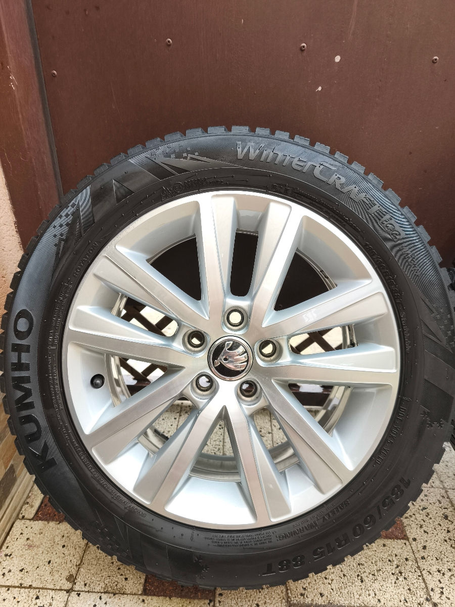 Jante + anvelope de iarnă R15