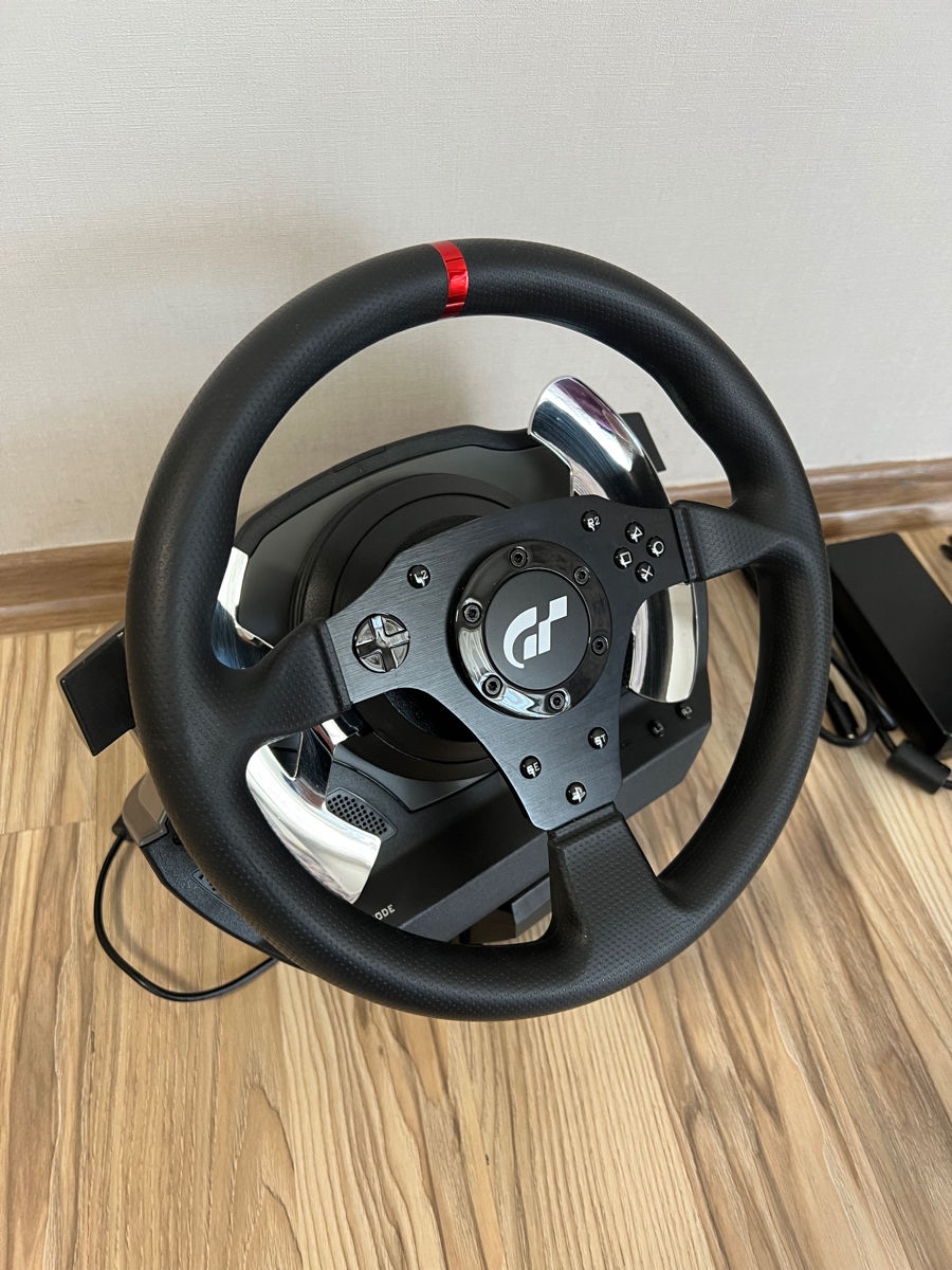 Продам руль Thrustmaster T500RS (с педалями)