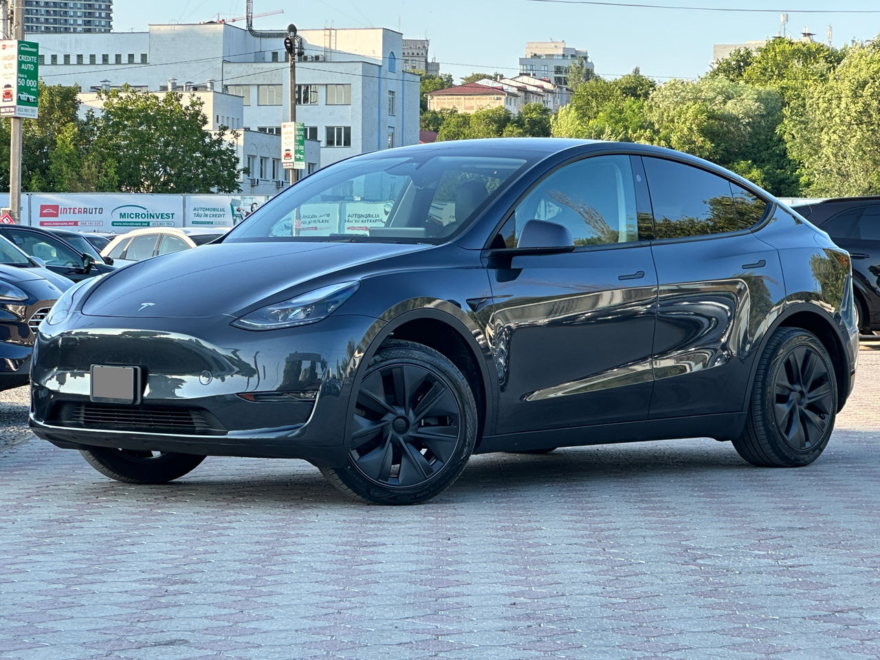 Tesla Model Y 2024 г. с пробегом 7111 км, Электричество, 25999