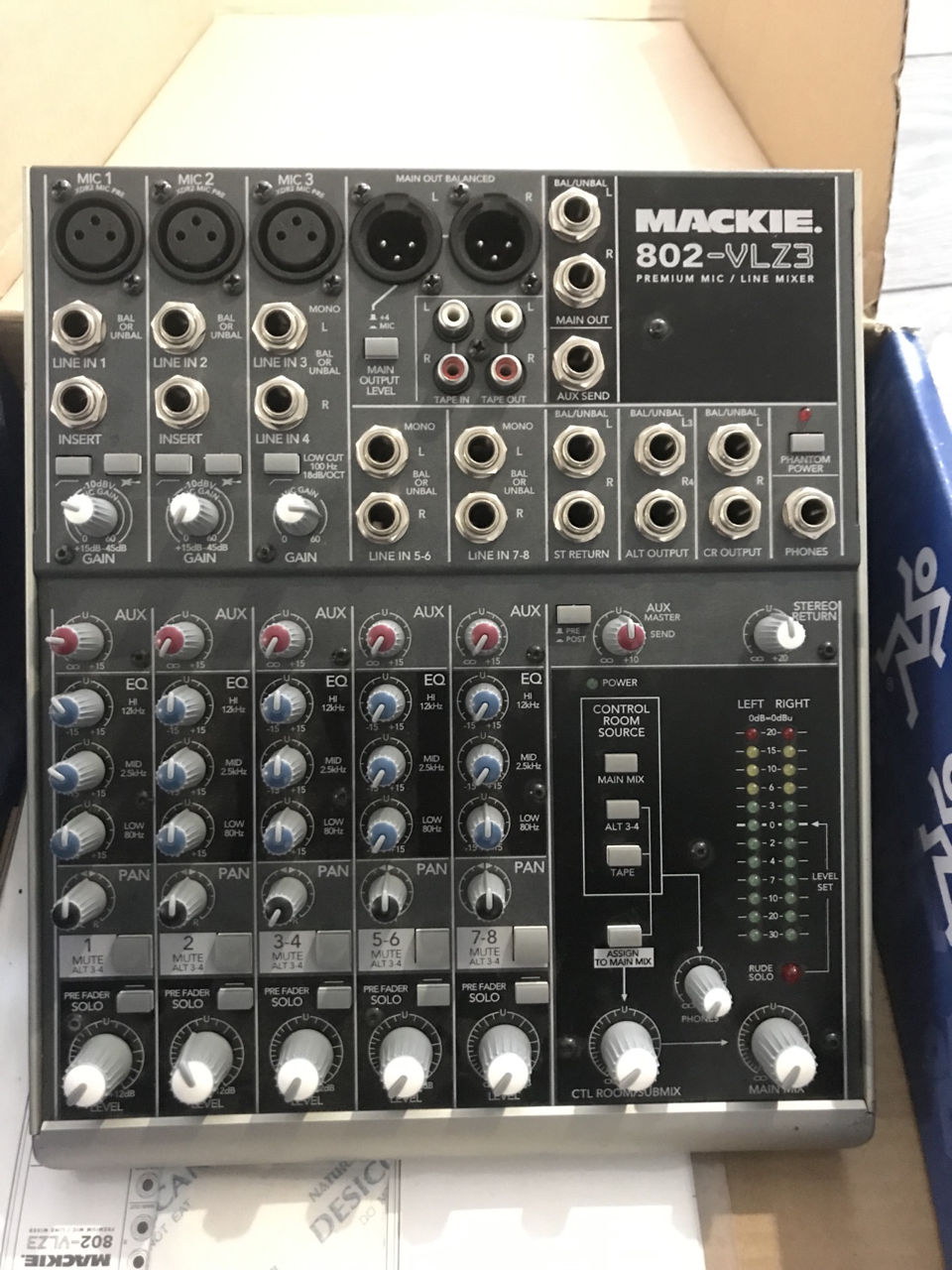 Mackie 802 VLZ3