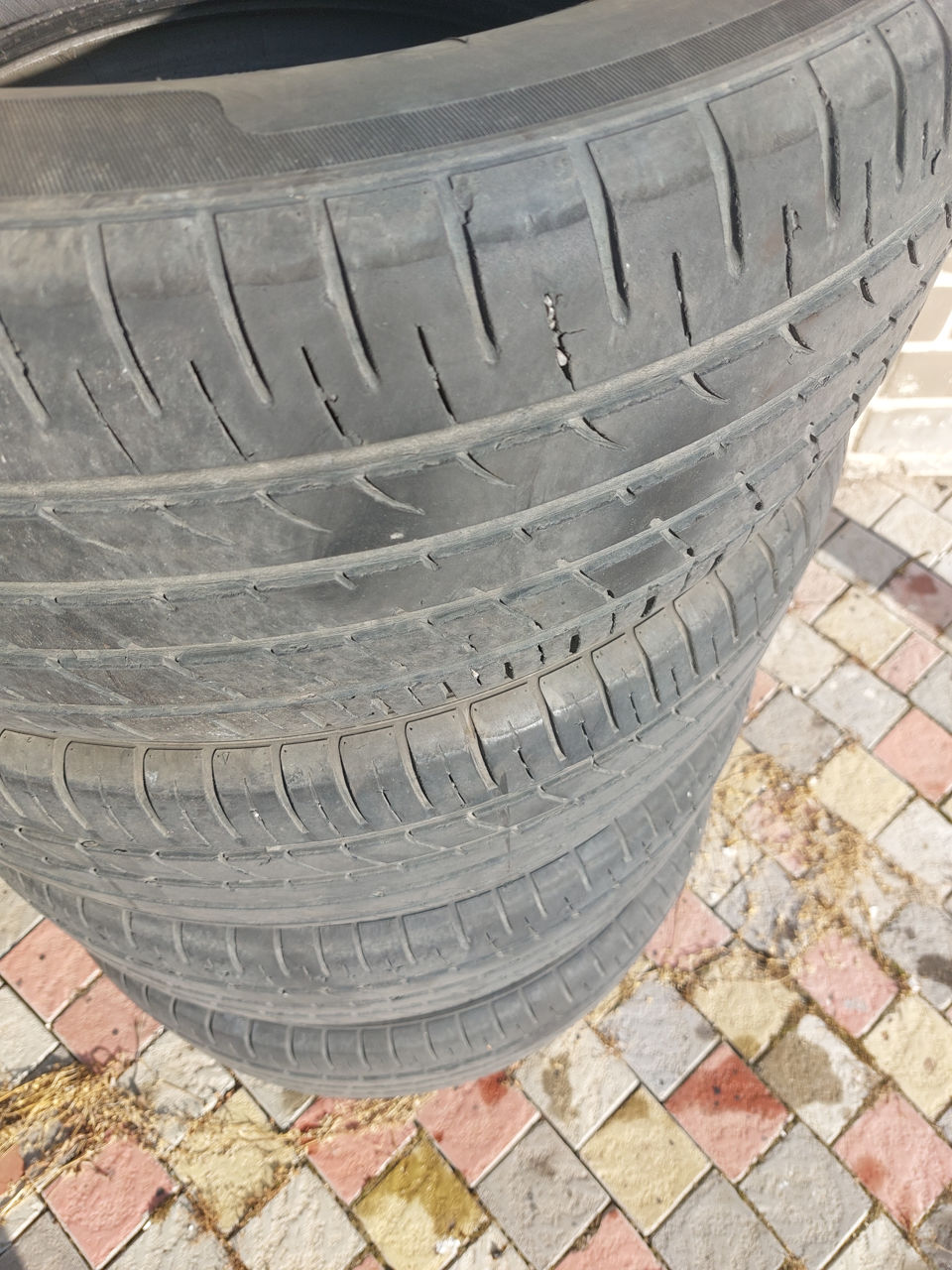 235/55 R19